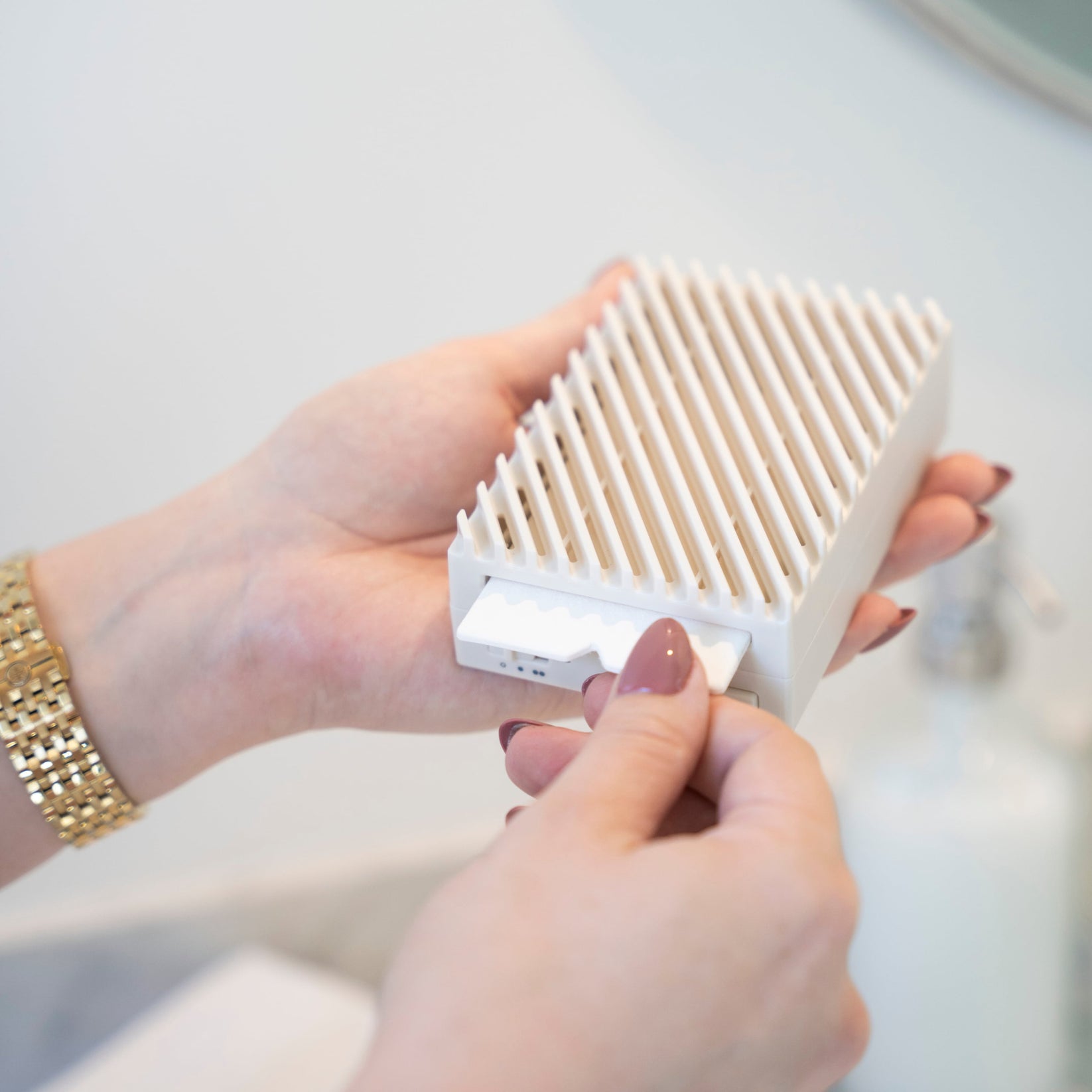 ZEYA Portable Diffuser & Fragrance Cards Welcome Bundle | ZEYA – ZEYA Fragrances